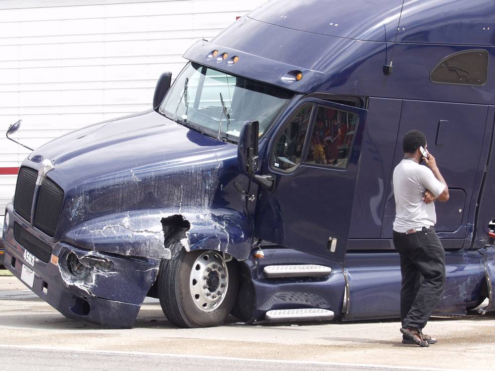 What Truck Accident Damages Can I Collect? | Morelli Law